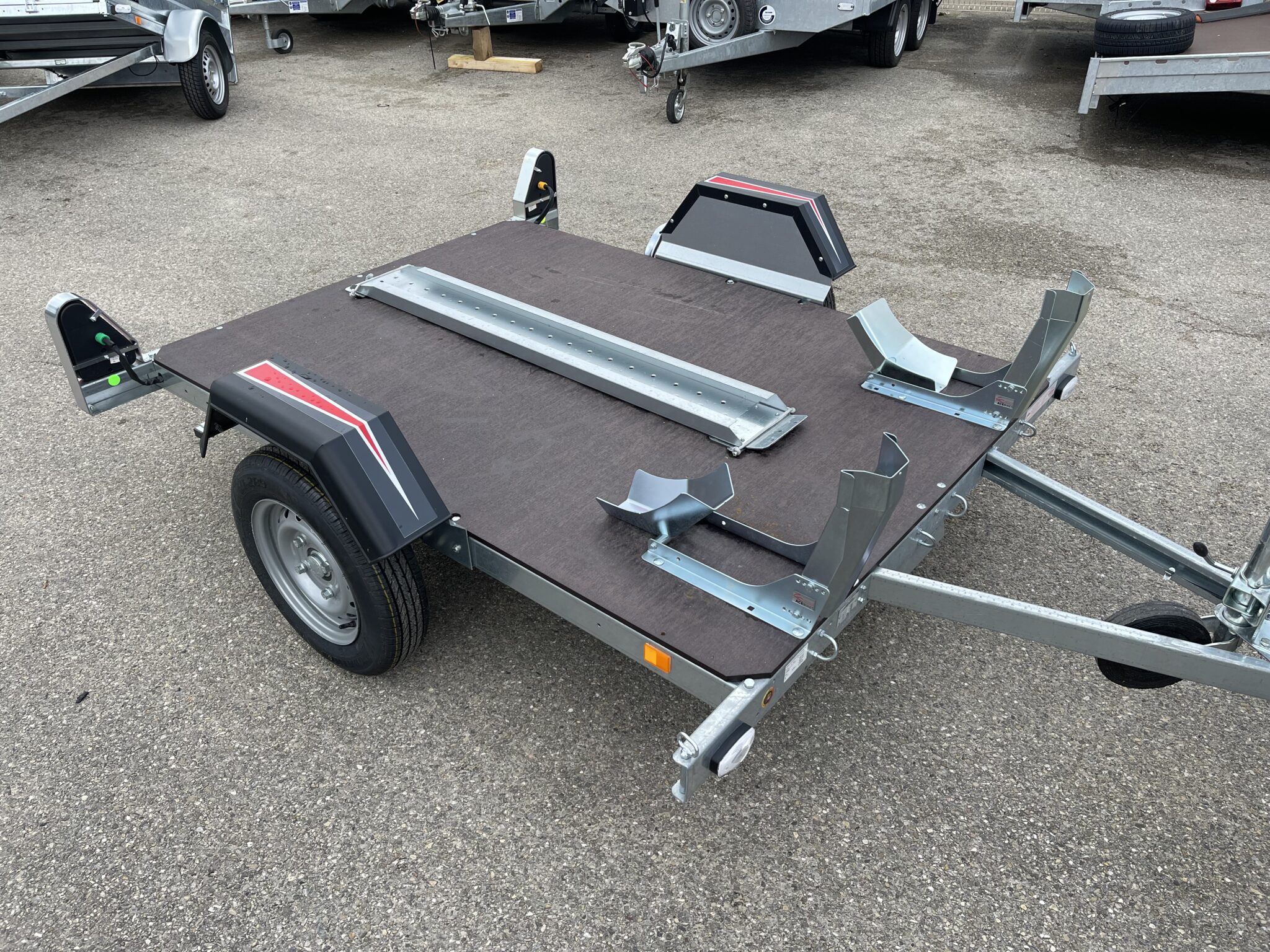 ERDE CH751 Porte-Moto/Quad 200x142 / 500 - 750kg - Global Remorques